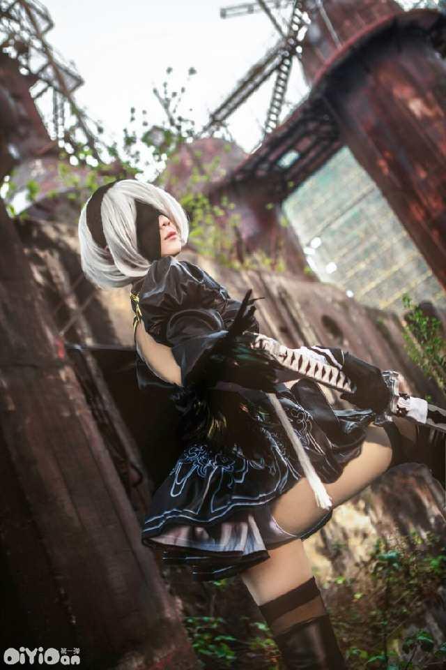 「尼尔机械纪元」2B小姐姐COS精选 又想拿游戏CG骗我！ - 知乎