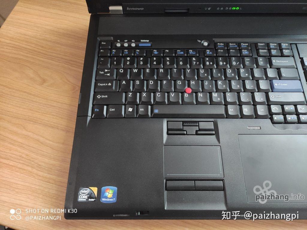 昙花一现的双屏旗舰笔记本，ThinkPad W700ds体验 - 知乎