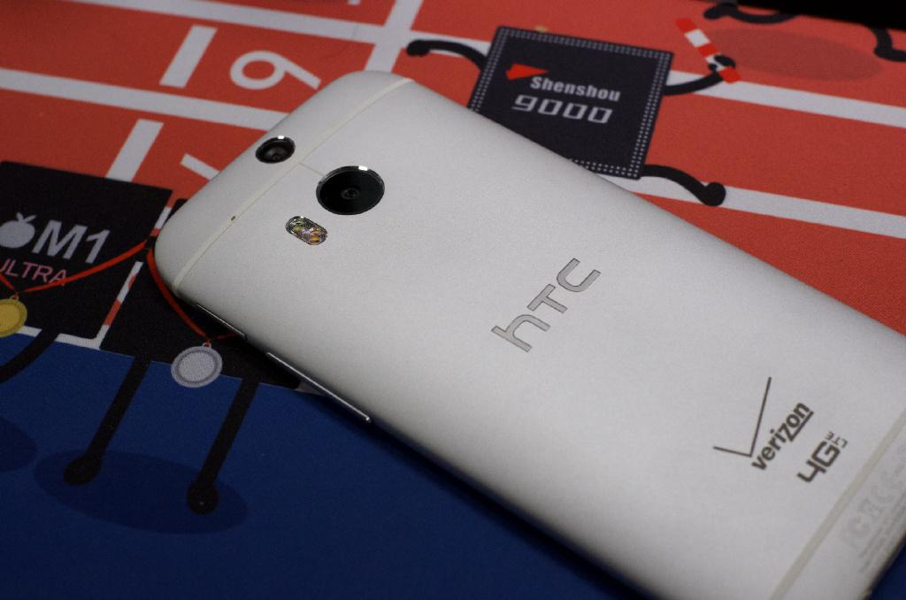 旧机回忆录：HTC M8，是巅峰之作，也是强弩之末 - 知乎