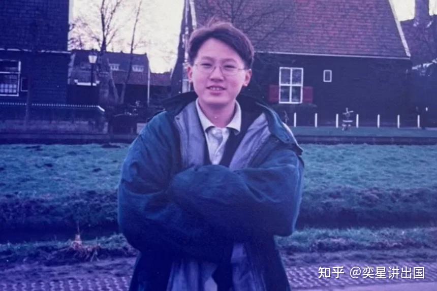Tiktok总裁 周受资”国籍遭质疑? 他是中国人,不是新加坡人!” 妻子背景曝光,也太厉害了~ 知乎