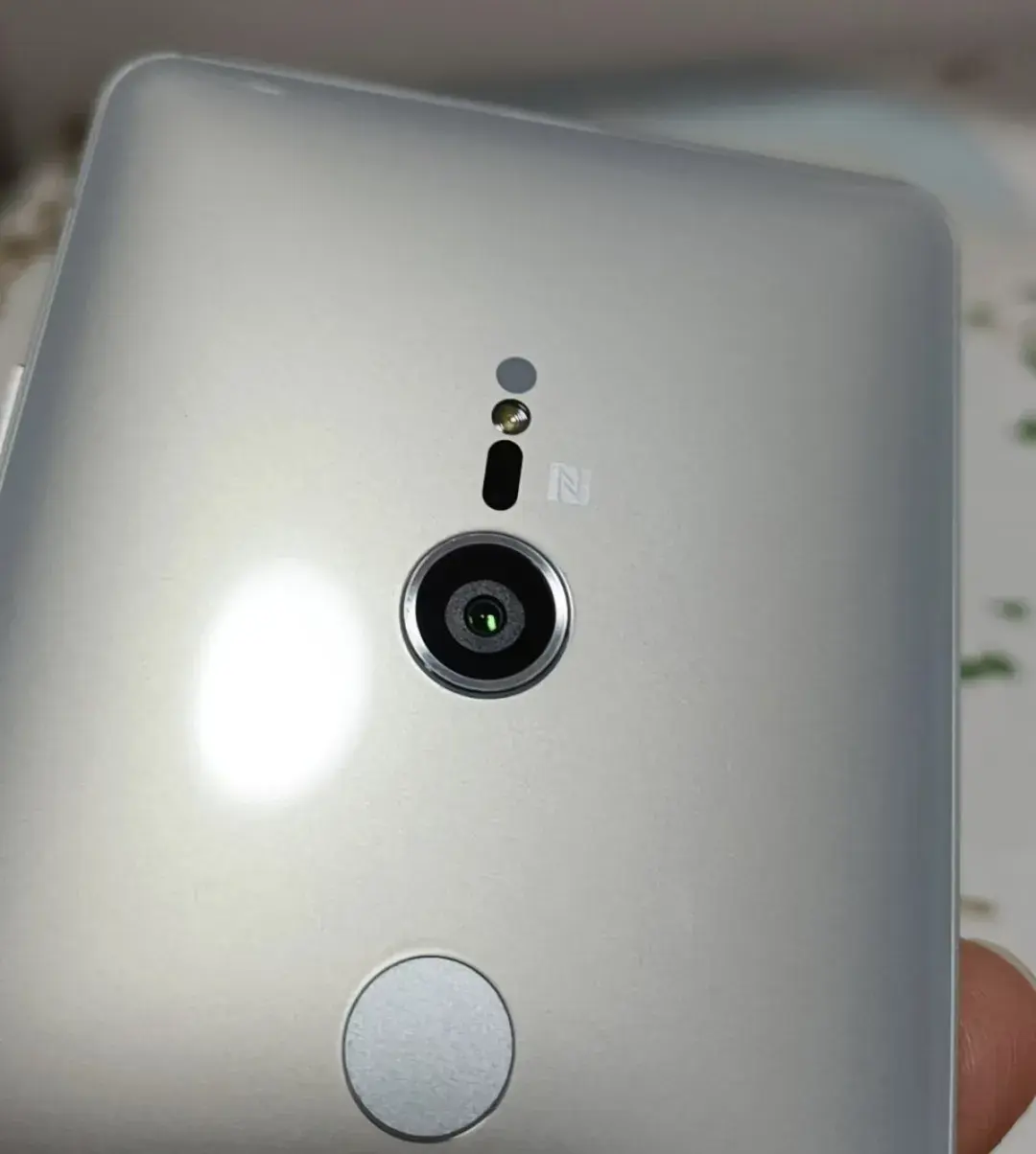 199元的索尼洋垃圾手机，骁龙845+2K曲面屏，手感很哇塞！ - 知乎