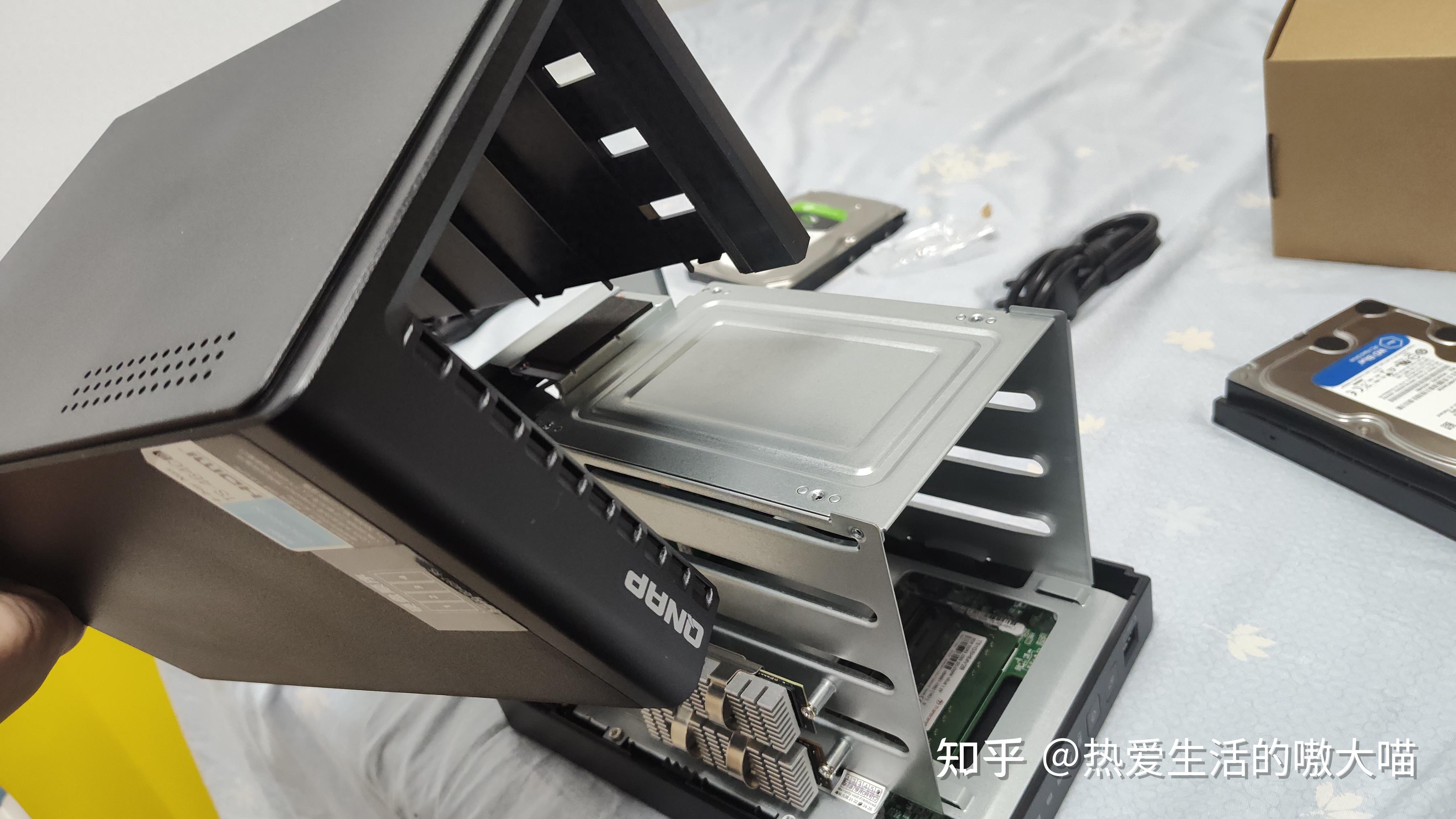 威联通TS-464C2新手NAS入门搭建攻略，看完就会用，不踩坑 - 知乎