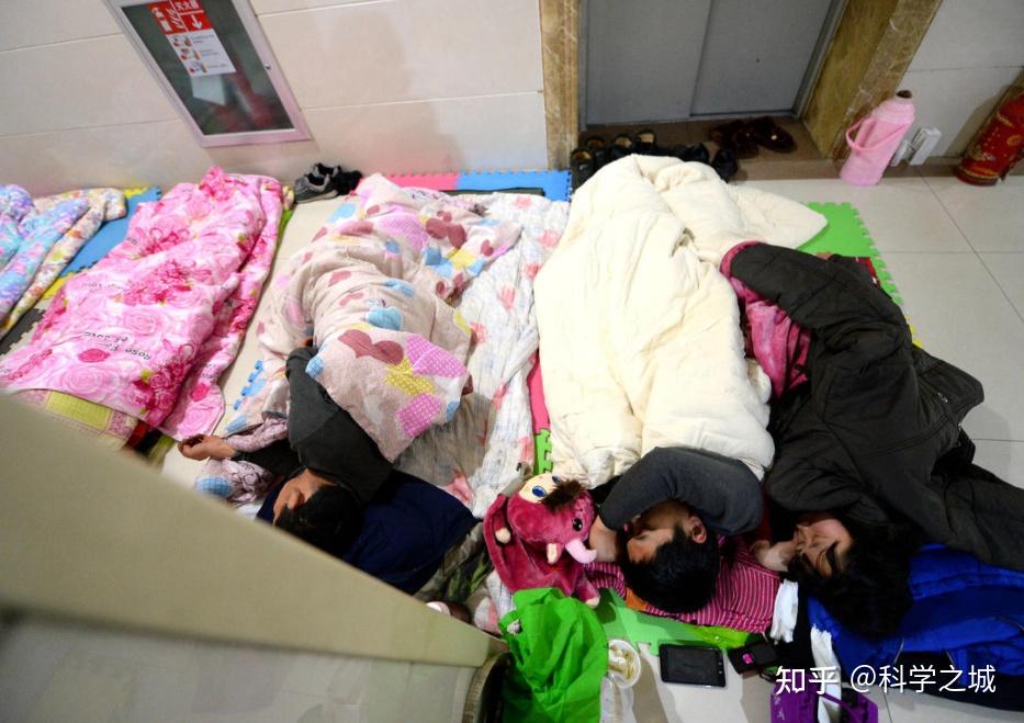 18天花掉113万，ICU到底是治病救人，还是“捞钱工具”？凭啥这么贵 - 知乎