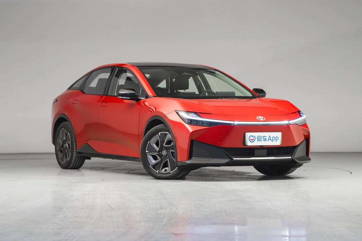 丰田首款纯电轿车bZ3问世，与比亚迪秦PLUS EV怎么选？ - 知乎