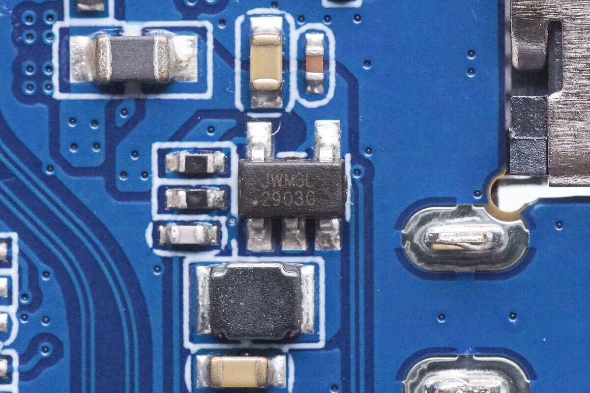 拆解报告：UGREEN绿联4K USB-C五合一多功能扩展坞CM511 - 知乎