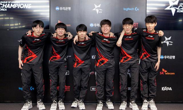 LCK硬核科普Lehends篇：告别昔日梦之队，从次级菜鸟到顶级大师 - 知乎