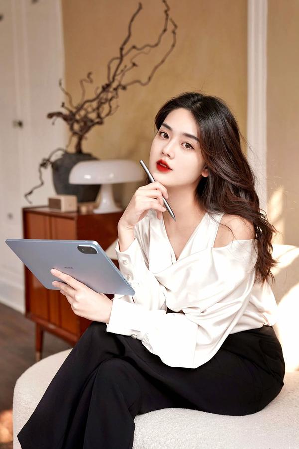 荣耀v8Pro和小米平板6Pro选哪个？