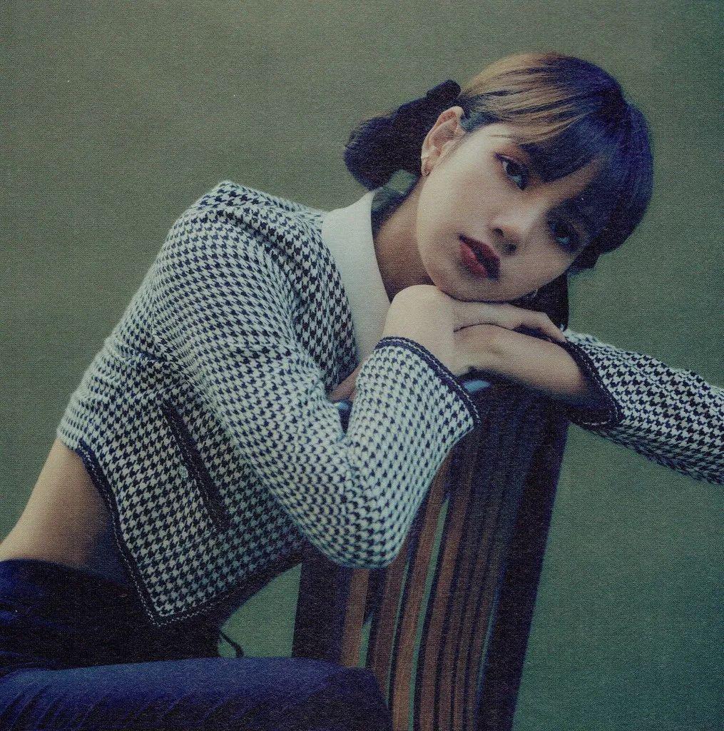 Lisa.最新头像合集 - 知乎