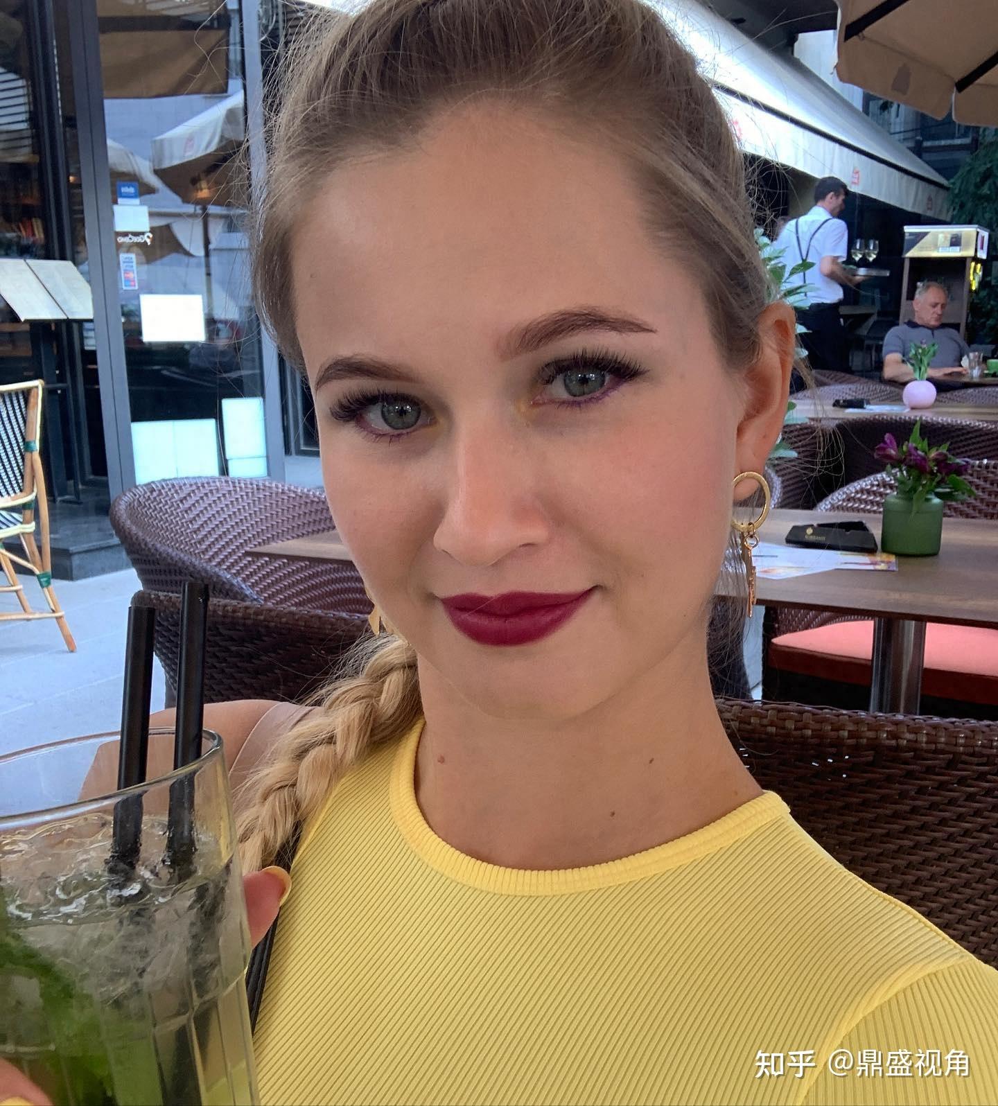 斯特拉·卡多(Stella Cardo)那个突然间就长大了的邻家甜美女孩 - 知乎