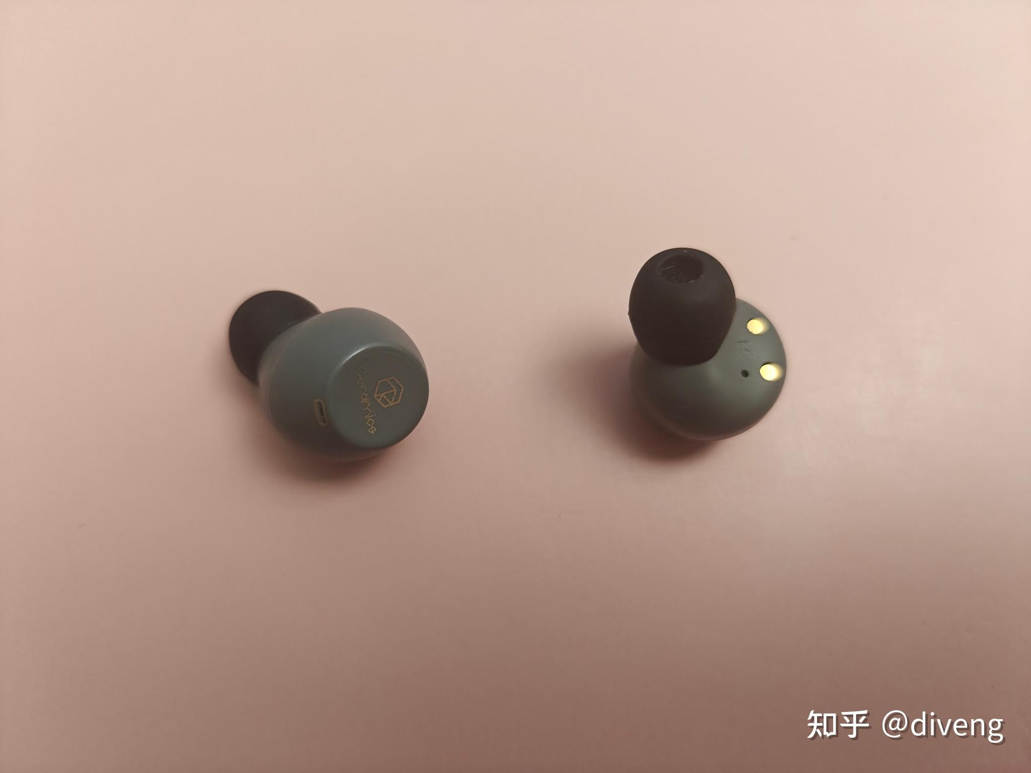 爆款真无线降噪耳机横评：弱水时砂琉璃X、FINAL ZE3000 SV、松下AZ100「2025年降噪蓝牙耳机推荐榜单」