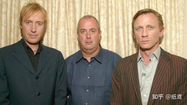 《007：大破量子危机》的幕后故事，小说都不敢这么写！ - 知乎