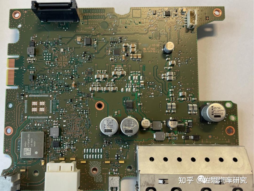 全球首发#高通 第四代座舱旗舰#SA8295P 量产车型：#奔驰新E级 #芯片 @佐思汽研 - 知乎