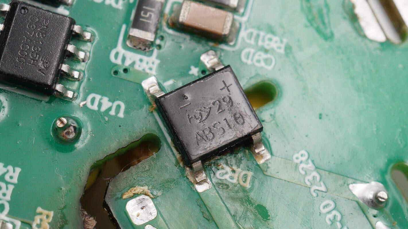 拆解报告：Aohi奥海3.5/4kW智能充放电一体枪 - 知乎