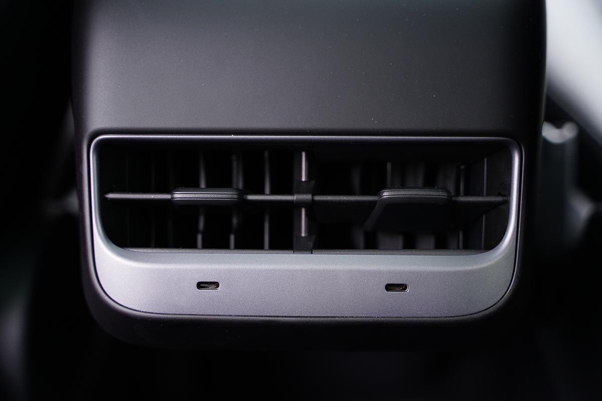 拆解报告：Tesla特斯拉Model Y USB-C快充模块 - 知乎