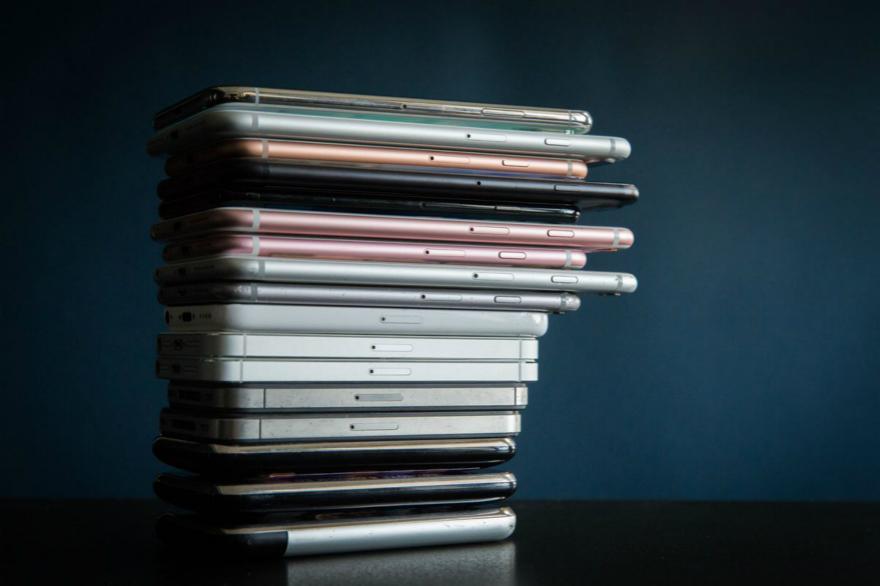 iPhone 9、iPhone XS、iPhone X2？2018年新款iPhone到底该叫啥？ - 知乎