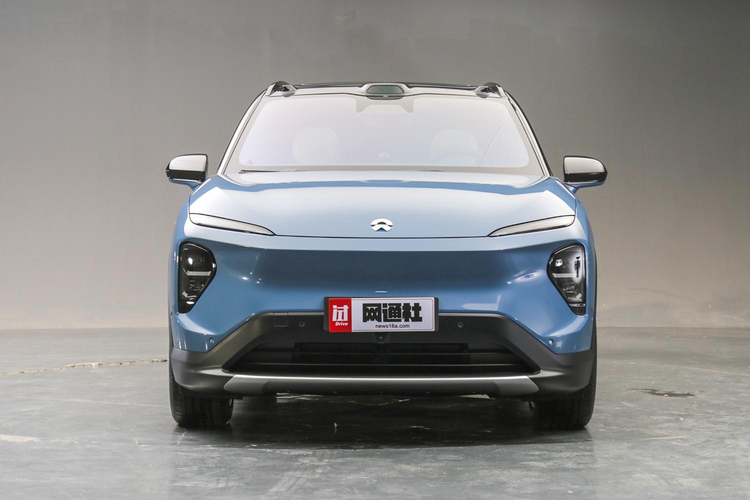 用全新旗舰利刃直插BBA腹地 实拍蔚来ES7 - 知乎