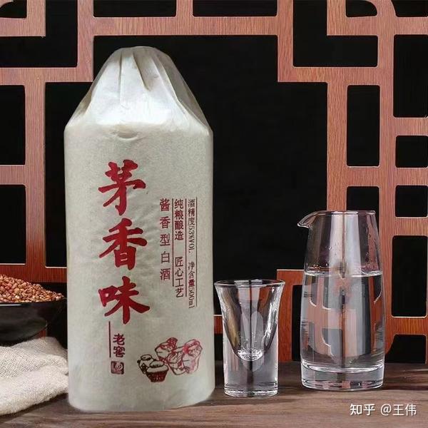 一瓶好酒从发酵到出厂!至少历经: 5个过程 30道工序 165个工艺环节 1800多个日夜 在这些严苛的程序里生活的茅台人,守真是种习惯和本能,是一种生生不息的匠人精神!好喝酒、喝好酒 知乎