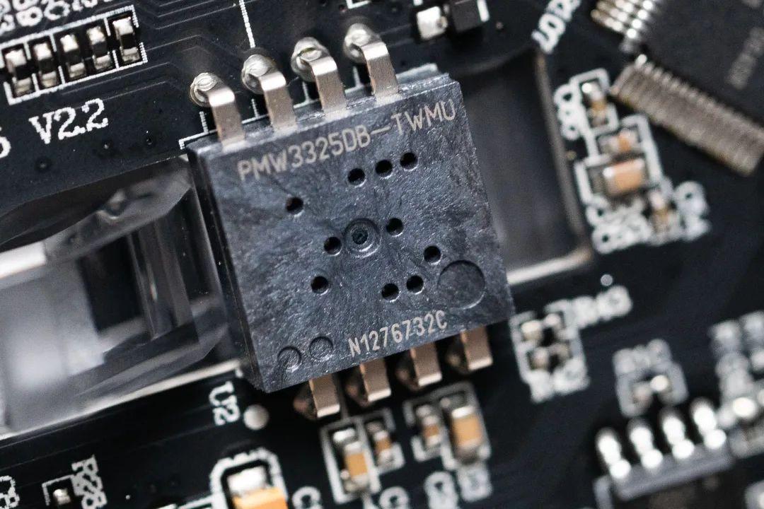 入门电竞，也要全面优秀——拯救者M5鼠标评测 - 知乎