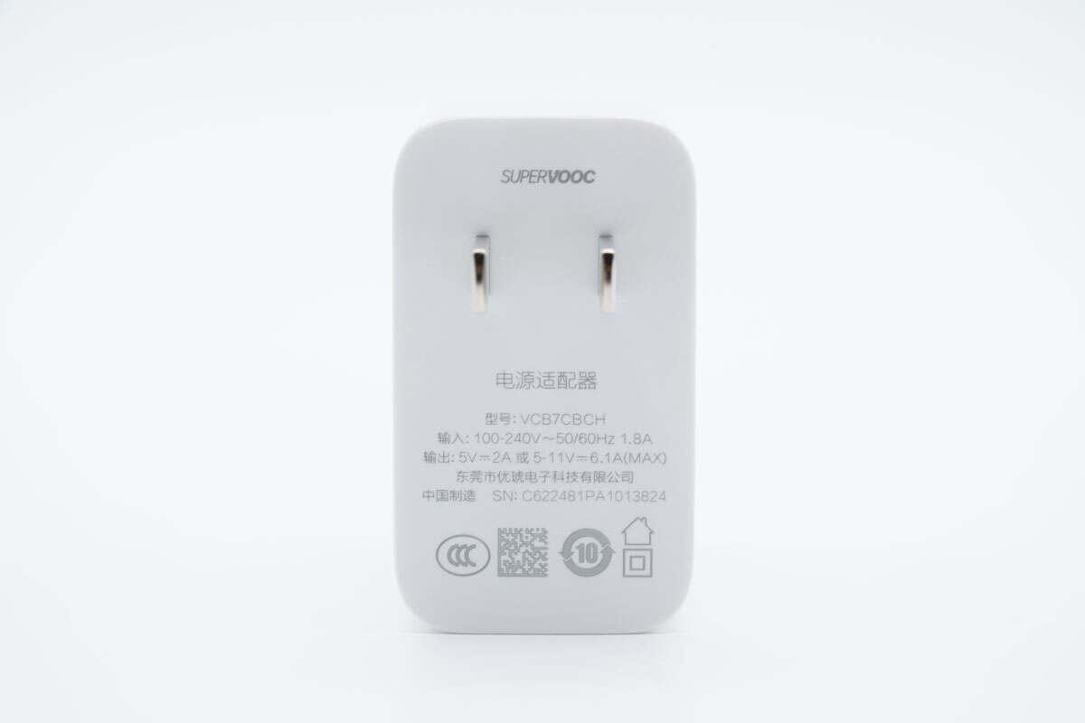 OPPO 系手机专属，A口67W大功率快充，OPPO 67W充电器评测 - 知乎