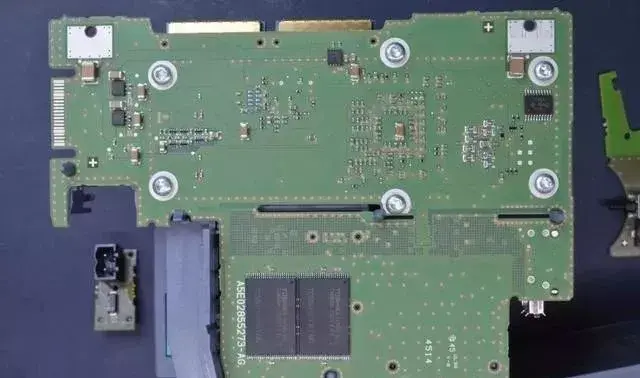 带你了解被拆解之后的西门子全系PLC！ - 知乎