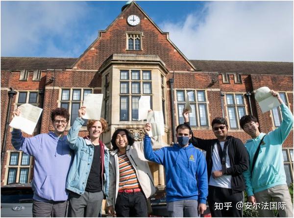 2022年英国评选最好的公立中学 - 知乎