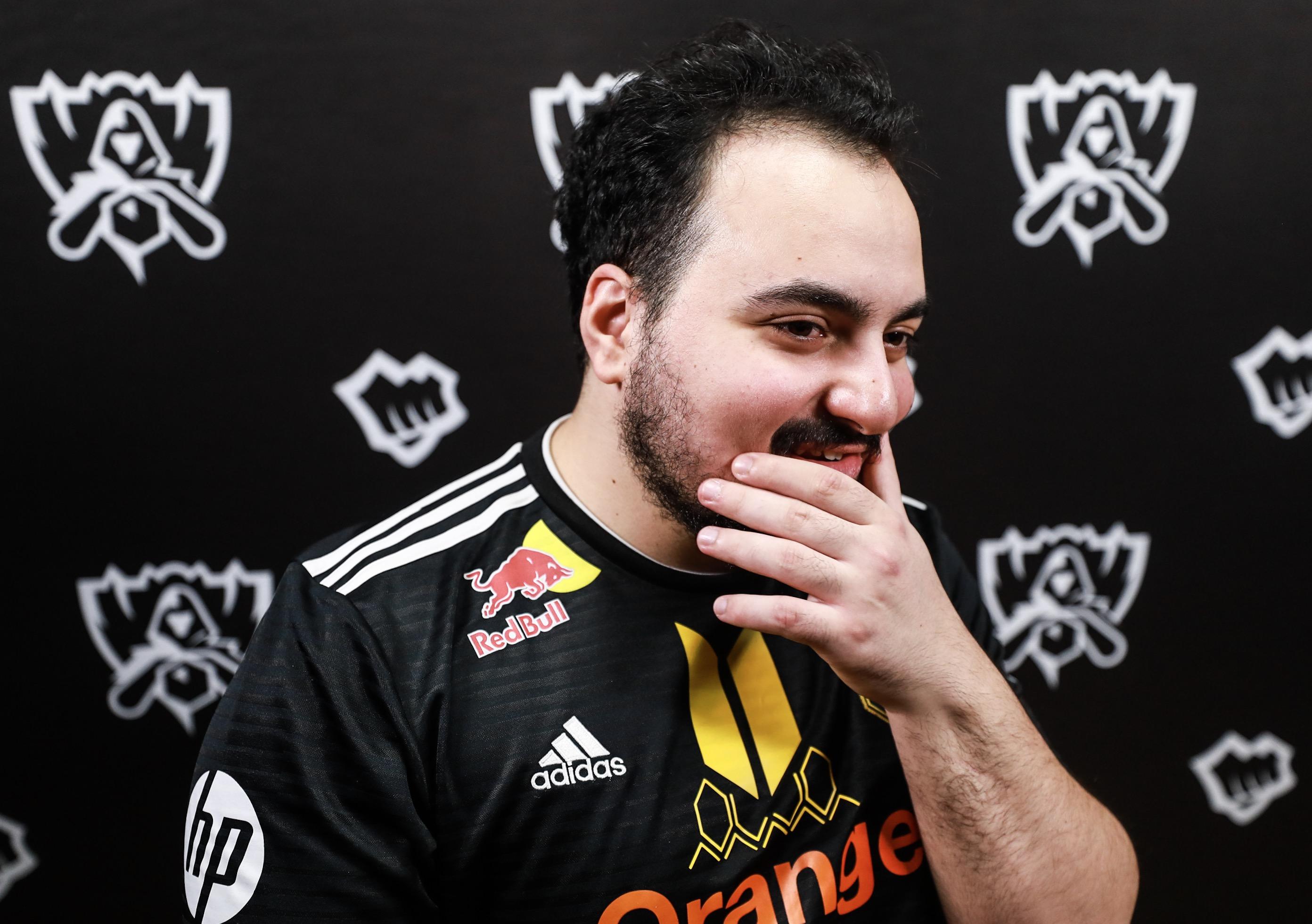 【S8小组赛】VIT中单Jiizuke——很庆幸，我做到了“自己” - 知乎