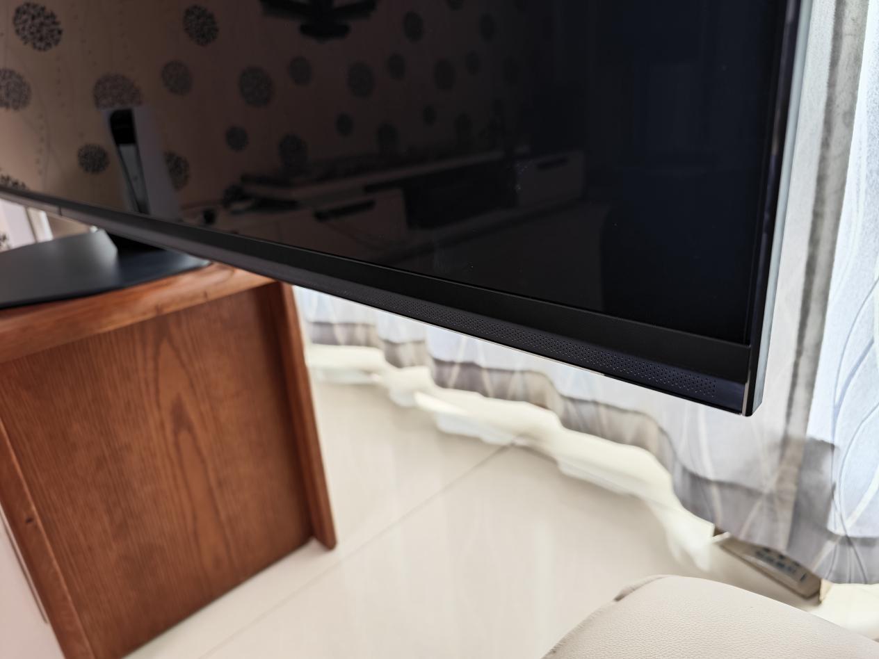 85寸海信电视E8Q Pro深度测评：MiniLED旗舰电视，画质战未来，九年难过时