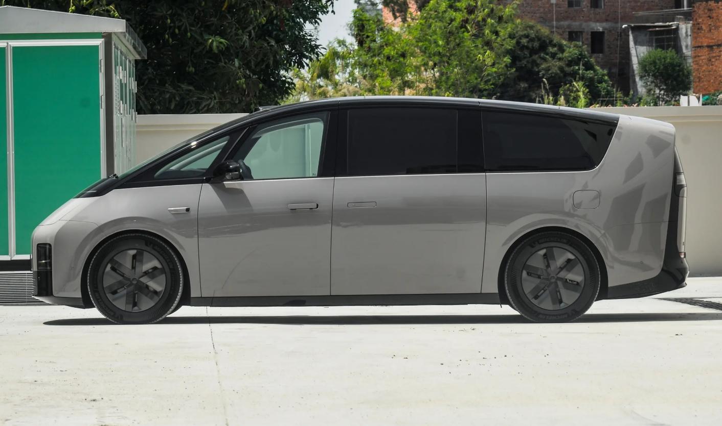 不惧MEGA的失败，理想再战MPV，推出的全新i8能一炮而红吗？ - 知乎