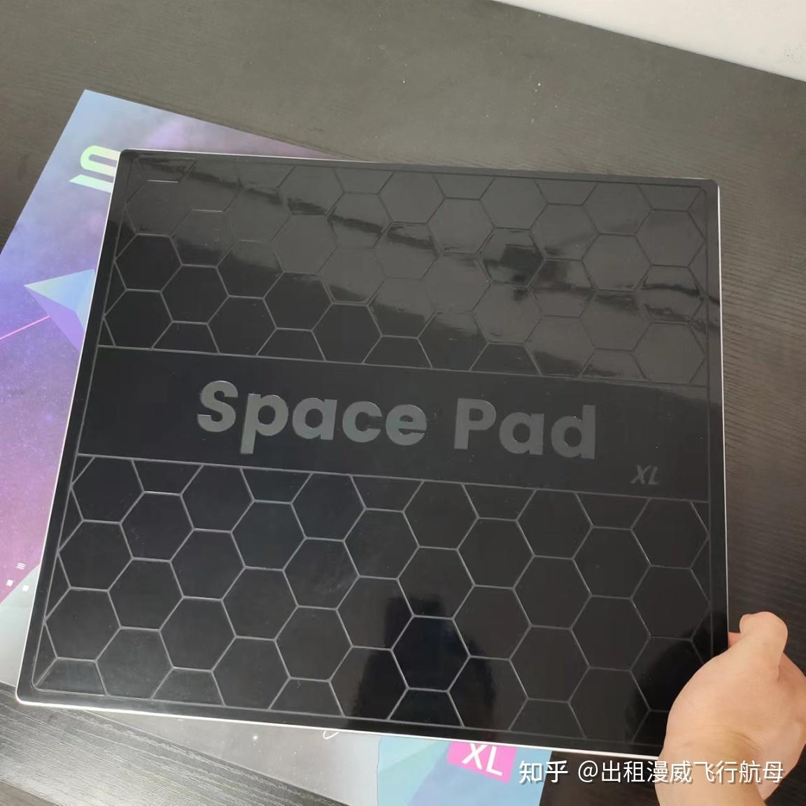 小航母评测：Spacepad赤兔版钢化玻璃鼠标垫，好料带来好体验 - 知乎