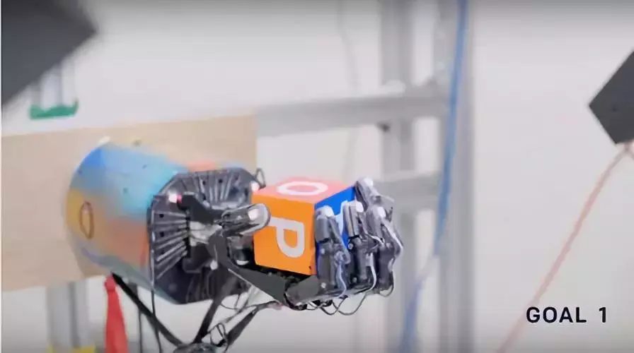 今日芯声 | 爷爷手里玩的文玩核桃，机器人也能！ - 知乎