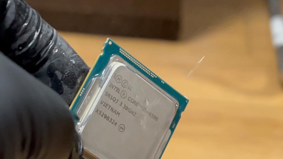 如何轻松干净的更换CPU导热硅脂及小工具分享 - 知乎