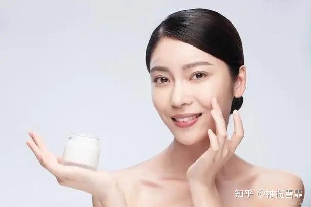 皙活:冬季皮肤干燥怎么办?学会这些养肤小技巧,让肌肤水润不干裂 知乎