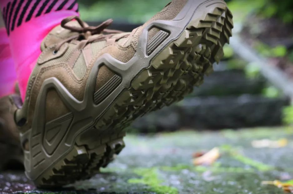 LOWA体验官测评 | 不负信赖，路之所选 - 知乎