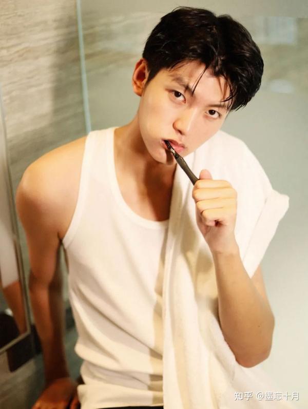 北京189cm模特，不仅长得帅身材更是绝了！ - 知乎