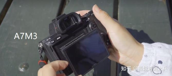 索尼a7m4和a7m3有什么不同？a7m4值得买吗？a7m4和a7m3的区别有哪些？ - 知乎