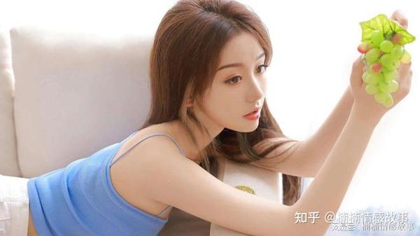 我和女同事去出差,订了一个1666元房间,她居然向老板打了小报告 知乎