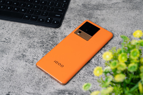 iQOO Neo7和Redmi K50 至尊版性能对比：3K元游戏手机选谁 - 知乎