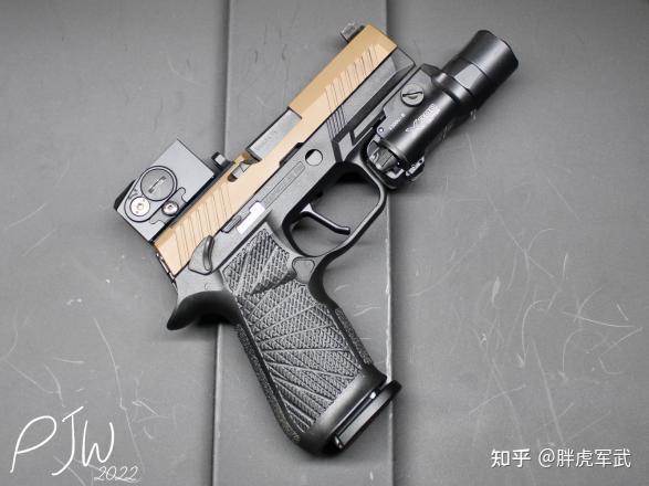 细节曝光：美军最新制式手枪SIG M17超震撼 - 知乎