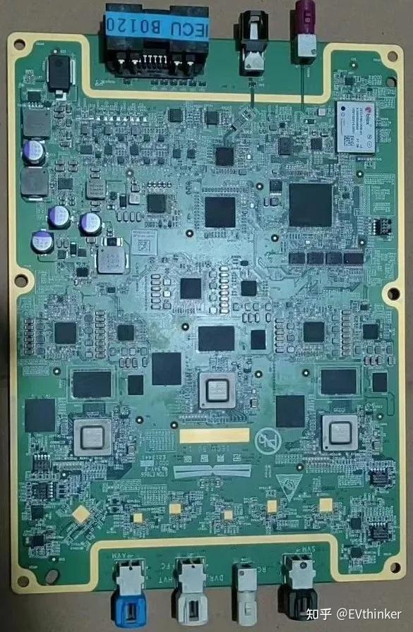 新能源汽车智能驾驶控制器的电路板PCB鉴赏 - 知乎