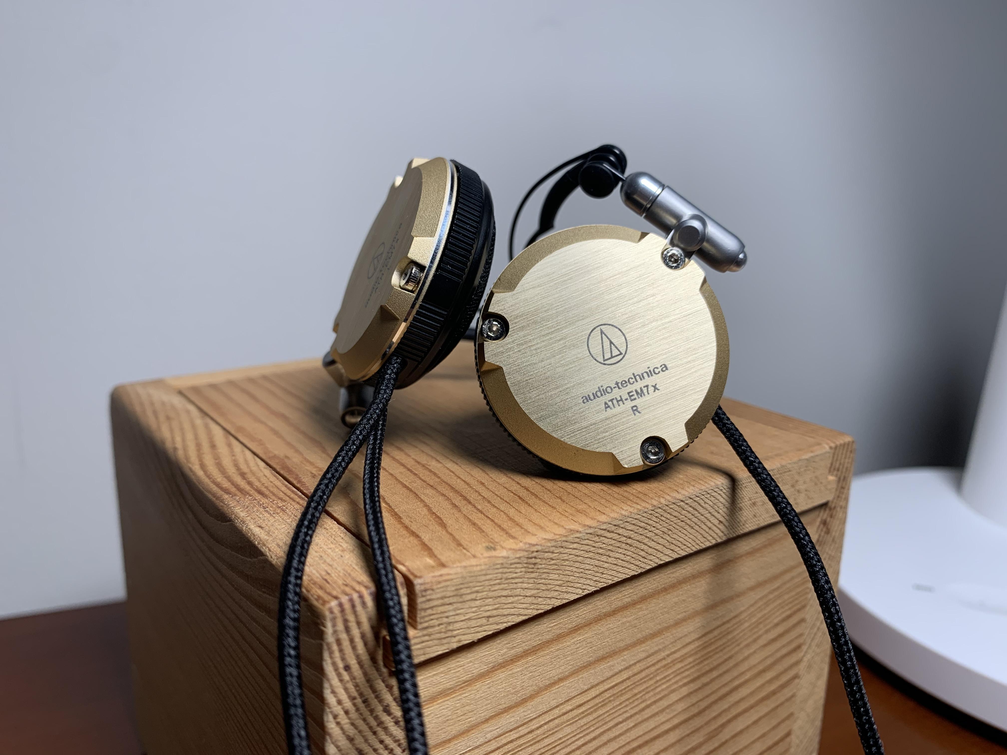 【Low-Fi随聊第159期】铁三角Audiotechnica ATH-EM7x耳挂式耳机简评 - 知乎