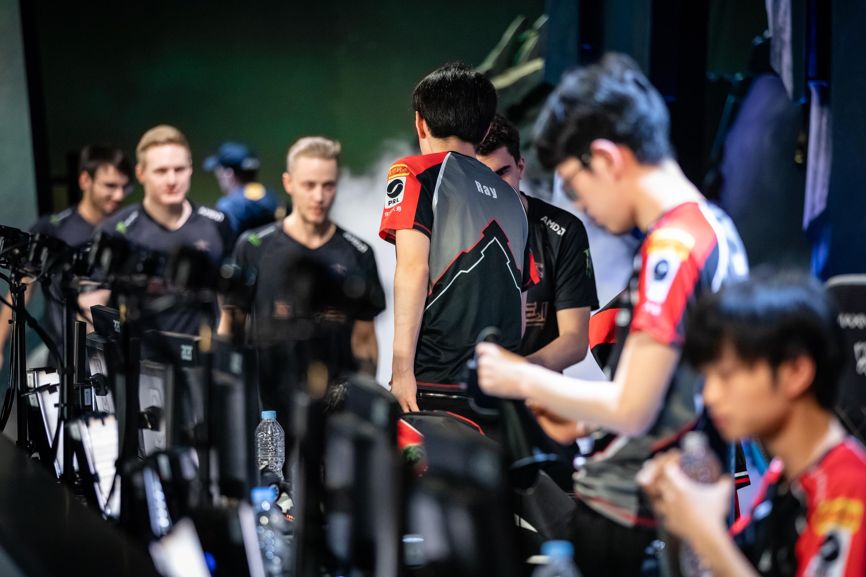 【人物志】EDG.Clearlove——世界聚焦于谁 - 知乎