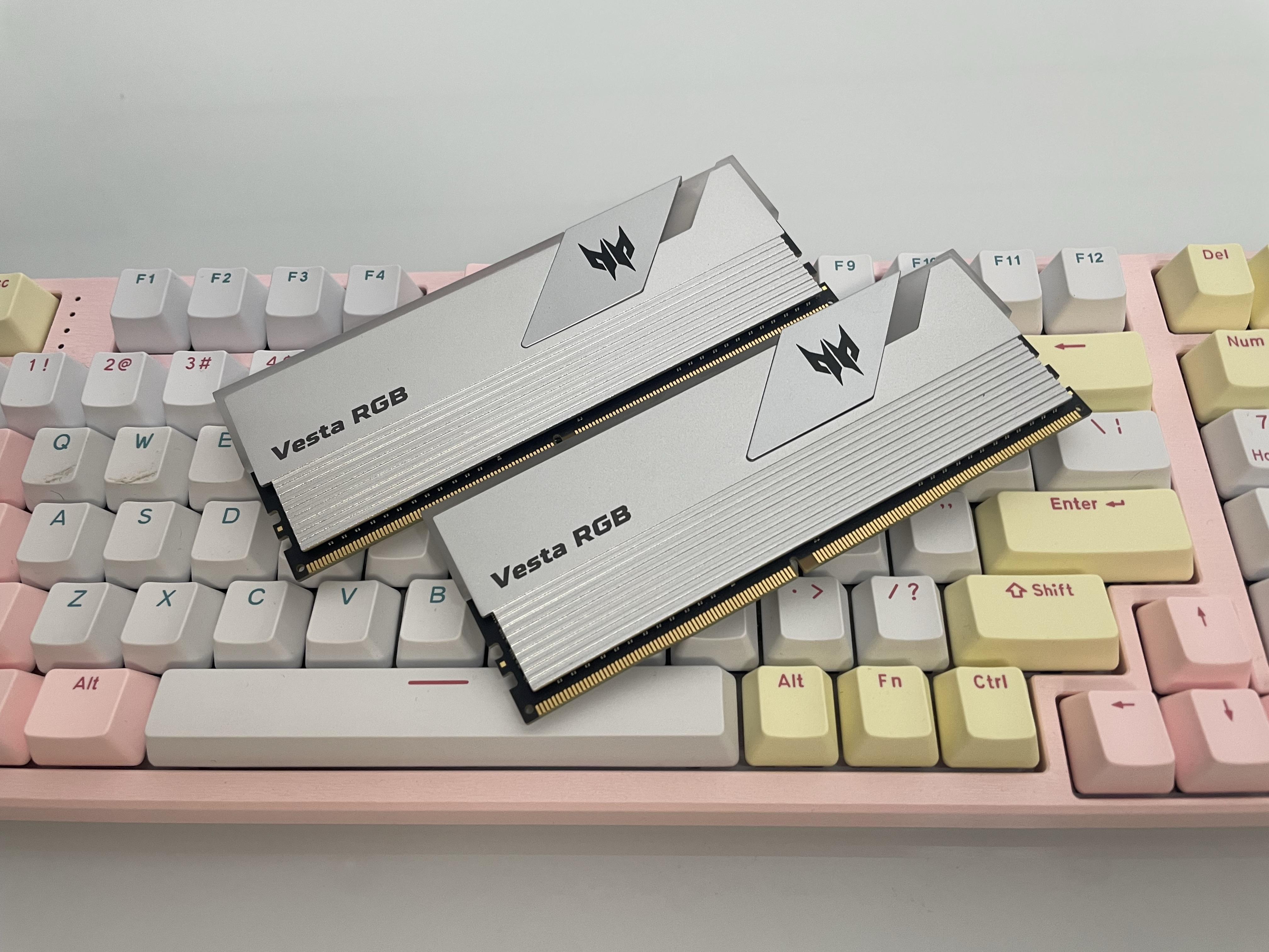 宏碁掠夺者炫光星舰c14 3600MHz测评——颜值和性能并存 - 知乎