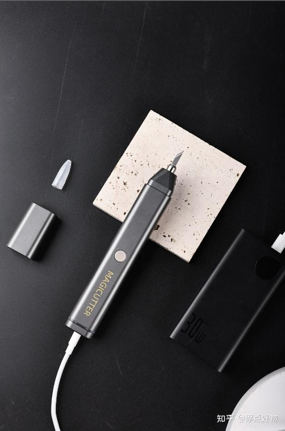 各种专利拿到手软！不可思议的MAGICUTTER超声波切割刀到底有什么魔力？手工爱好者必入！