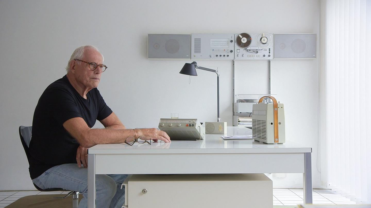 被苹果致敬的博朗设计师Dieter Rams：好设计是尽可能少的设计 - 知乎