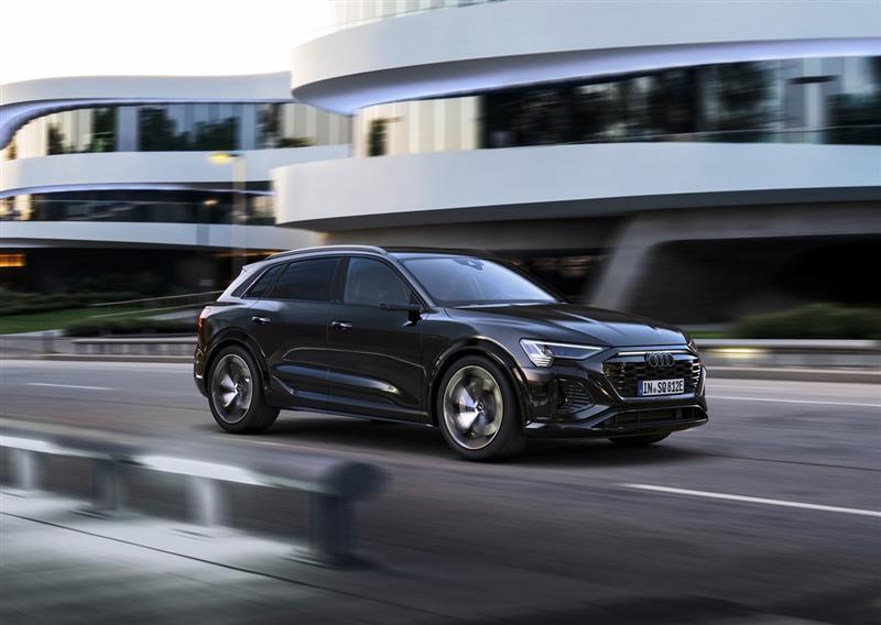 品牌纯电新旗舰，奥迪e-tron中期改款更名Q8 e-tron - 知乎