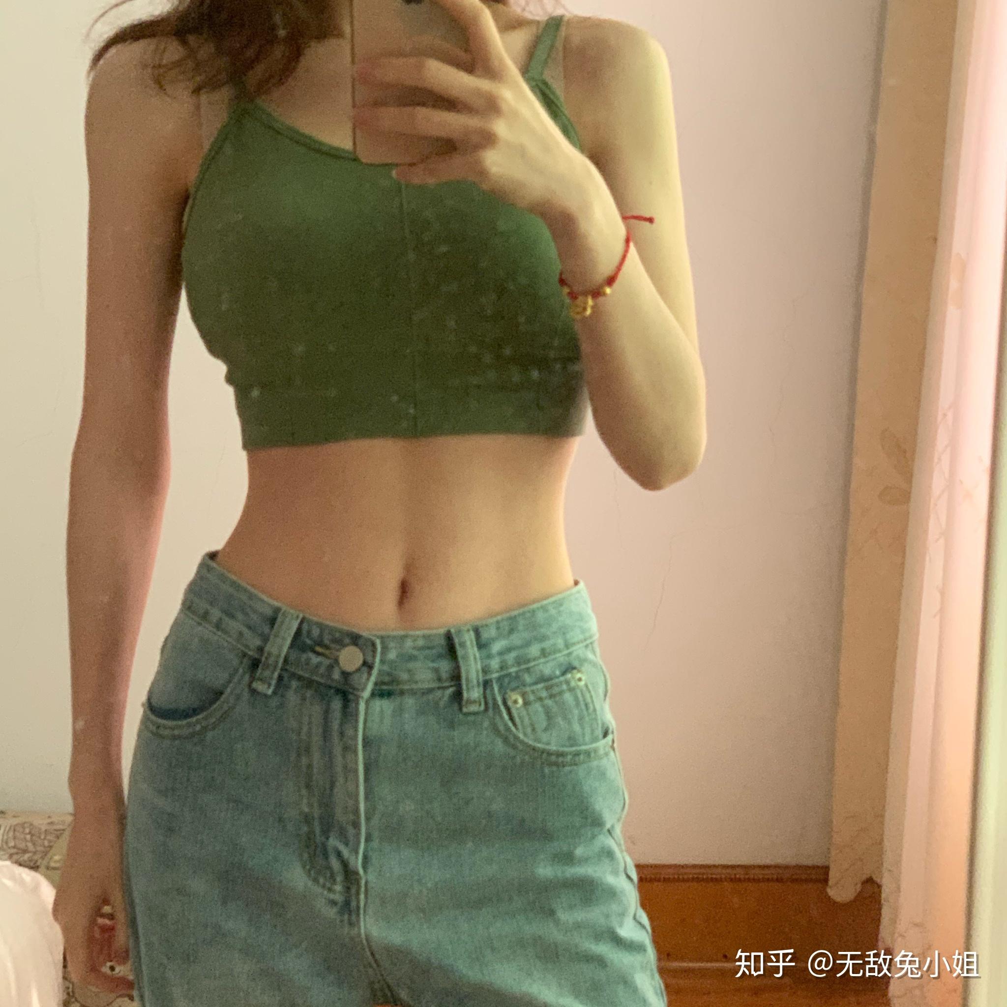 世界上真的存在胸大腰细的女生吗? 知乎