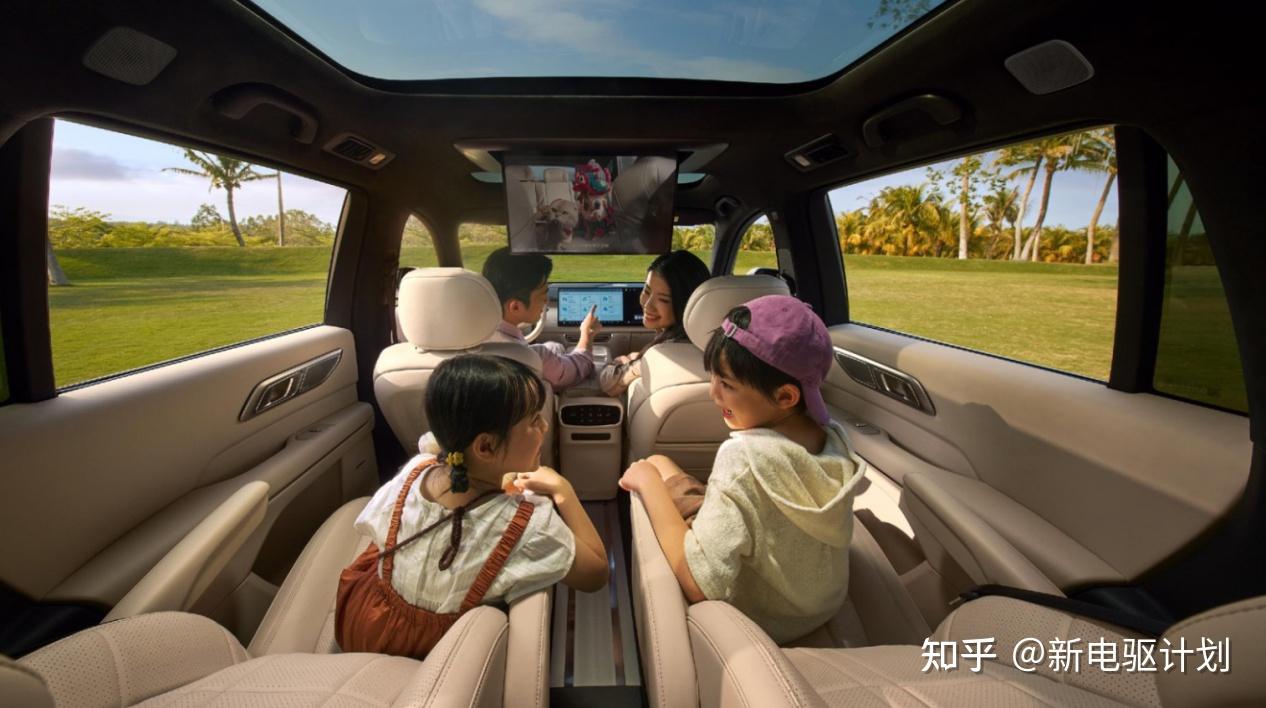 全家出行选大六座SUV！理想L8被深蓝S09打败了？ - 知乎