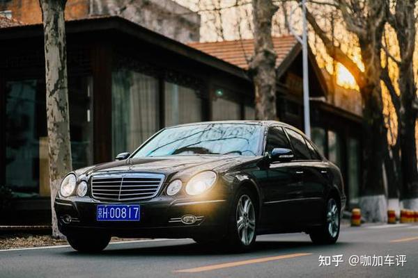 梅赛德斯-奔驰 W211 E280：最后的「四眼猫」 - 知乎