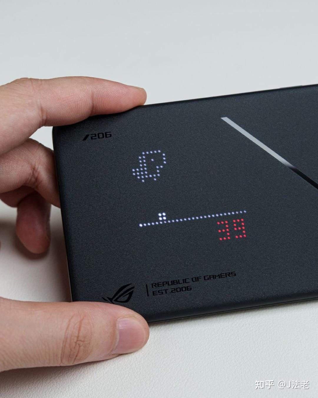 性能持续更进，来聊聊游戏手机ROG 9 Pro