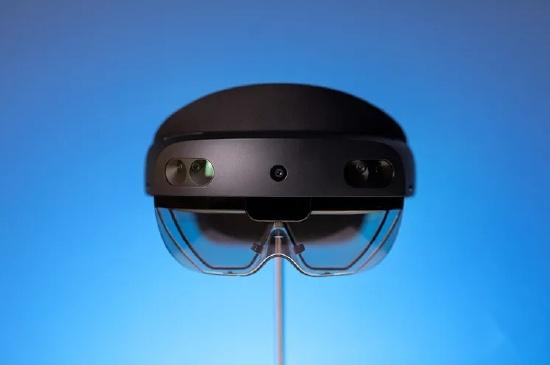 微软 HoloLens 2 将引入 Windows 11 更新 - 知乎